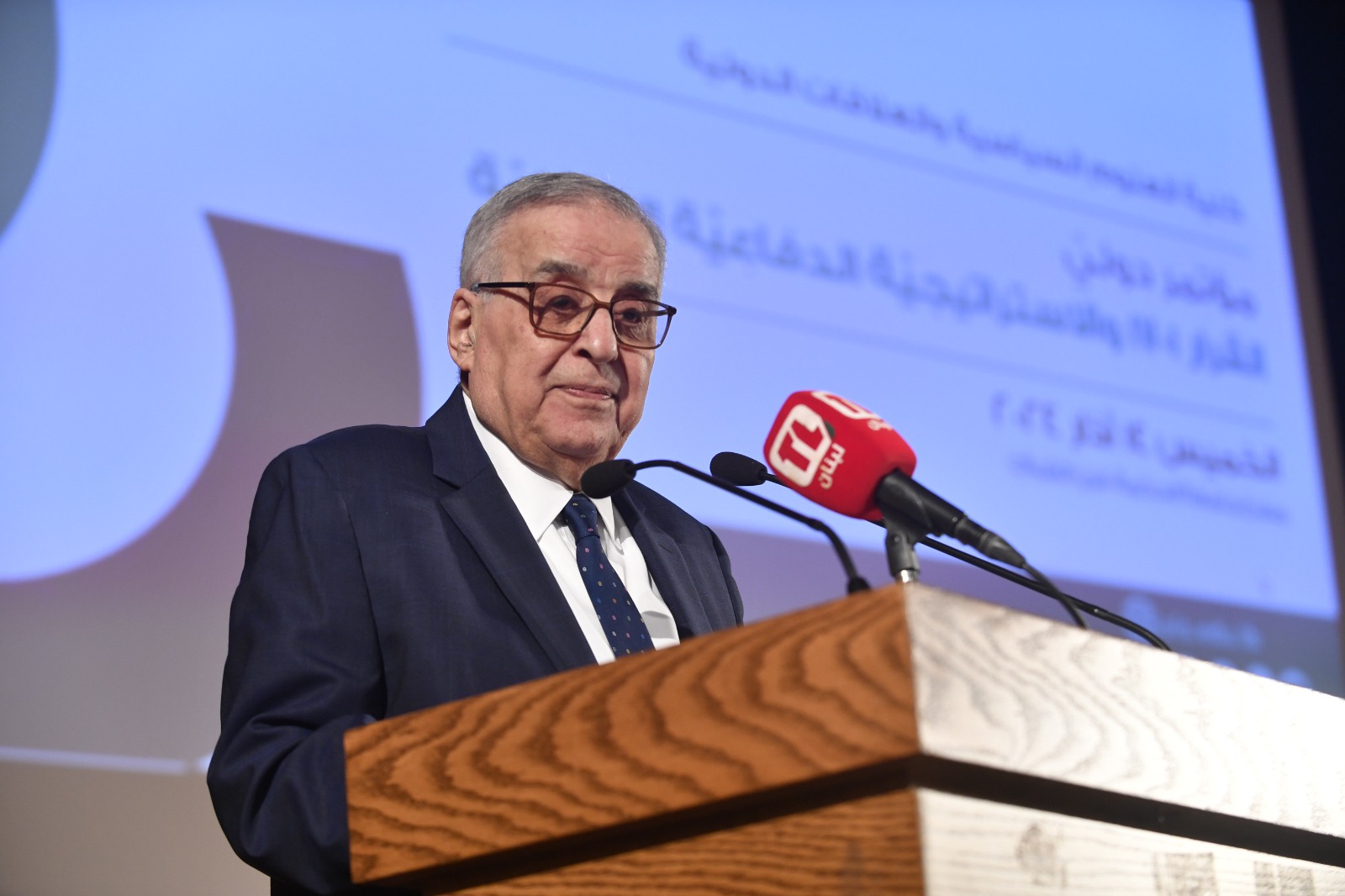 بوحبيب يستدعي فرايسن ويمهل مفوضية اللاجئين حتى آخر أيار: لعدم التدخل ...